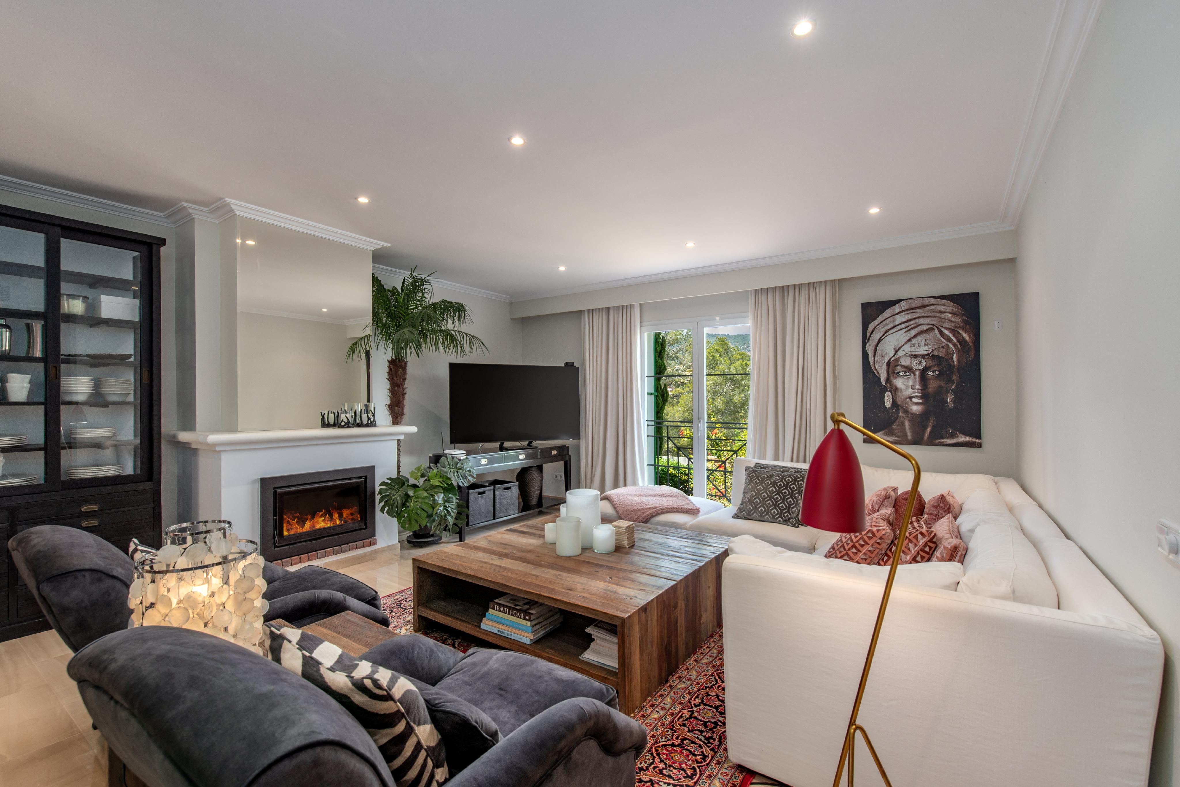 Elegantes Stadthaus mit privatem Garten und Dachterrasse in der ...